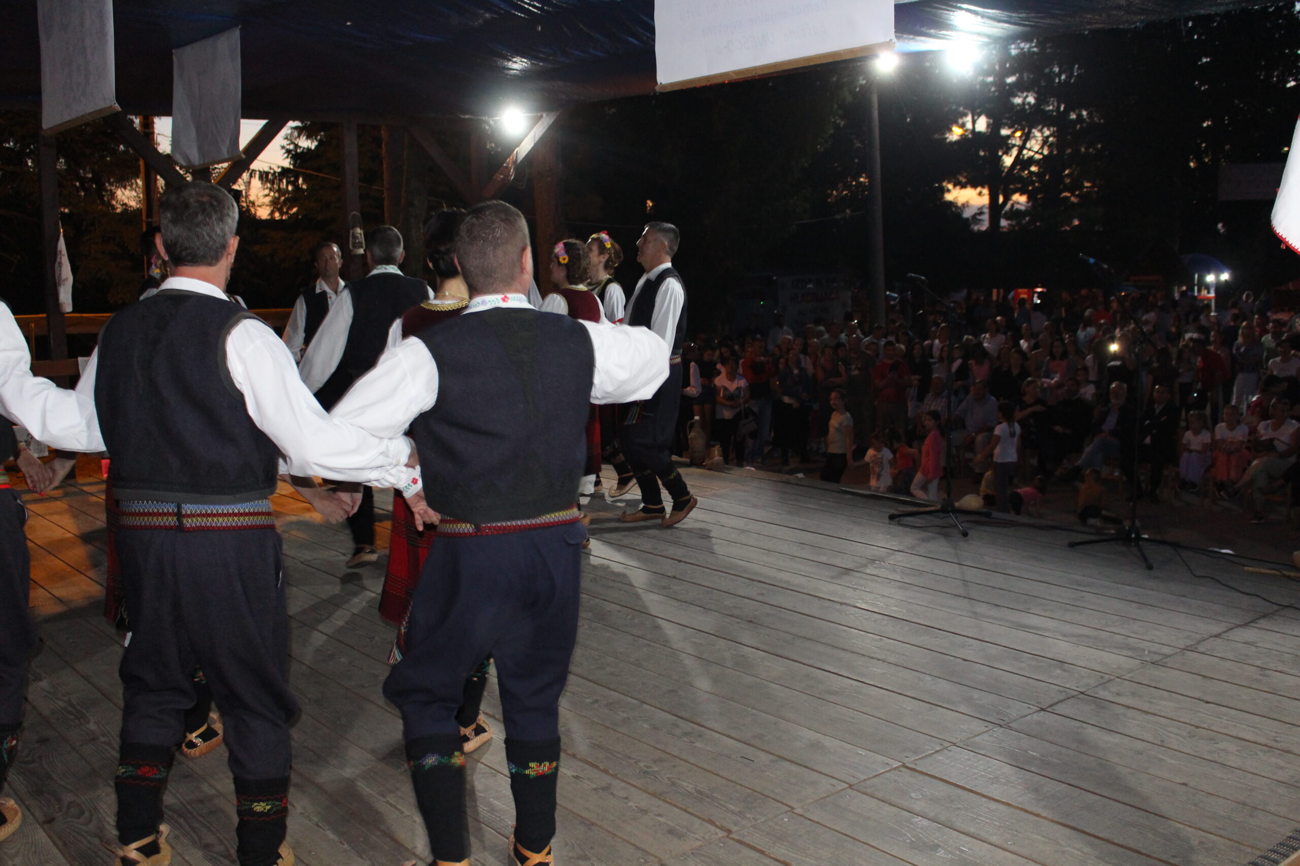 Petrovdanski sabor folklora u Lamincima