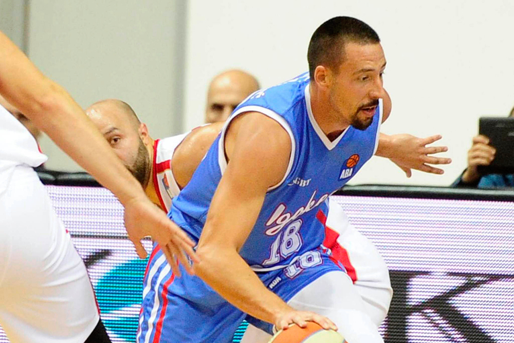 Bivši košarkaš Vuk Radivojević pretukao suprugu