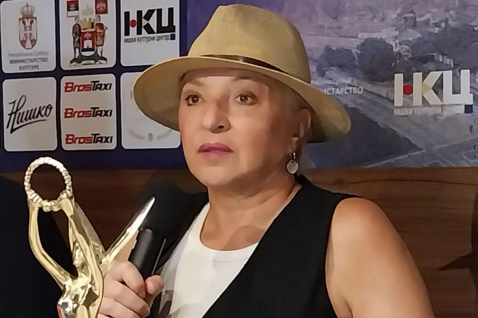 Mirjana Karanović zbog zdravlja neće igrati u predstavi