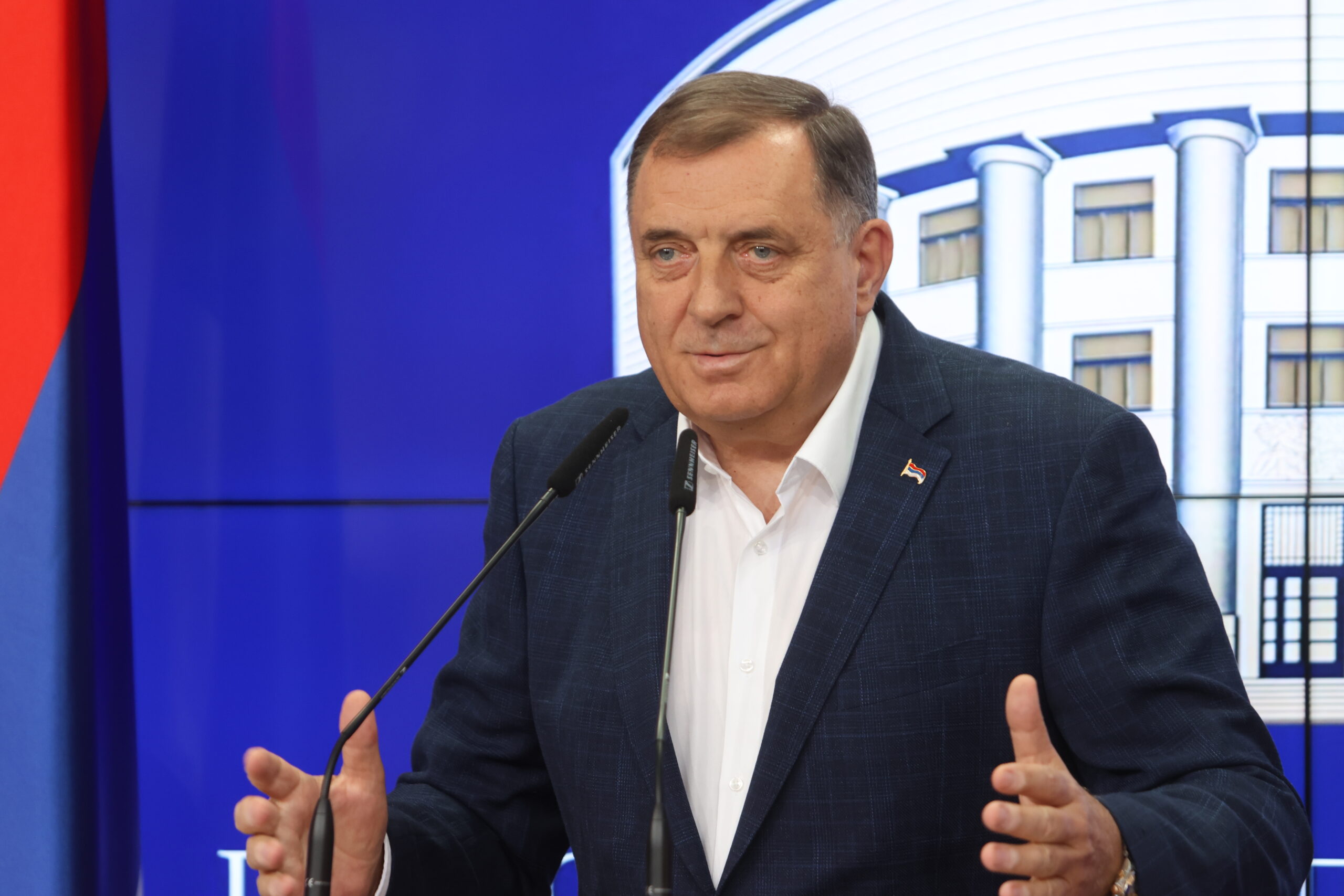 Nedim Ćosić vodi "vruć" predmet protiv Dodika