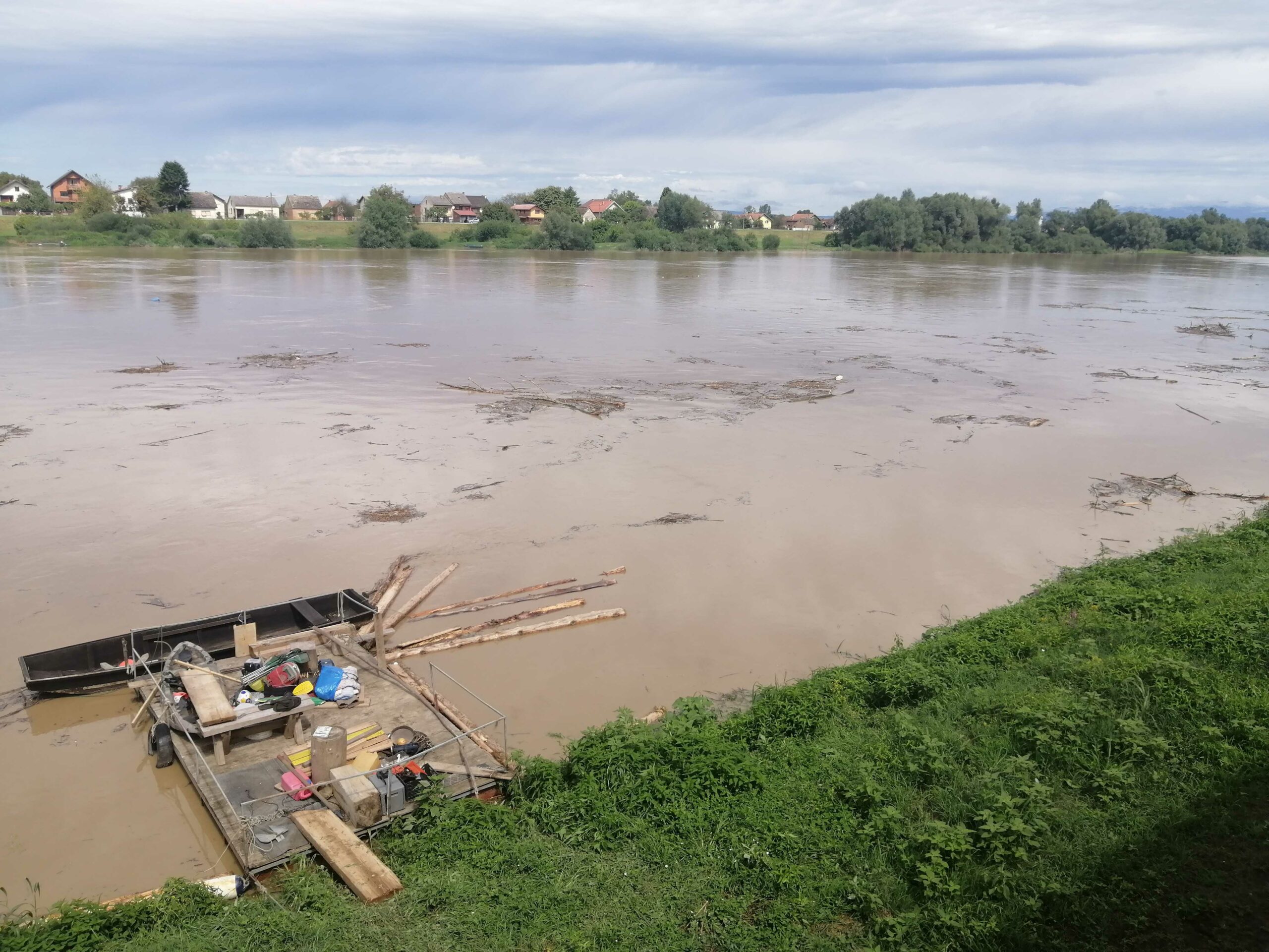 Raste vodostaj Save kod Gradiške