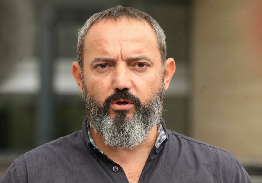 HIT DANA Siniša Vukelić