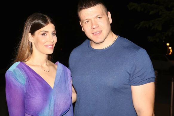 Sloba Radanović i Jelena sa nasljednicima otišli na šabački vašar