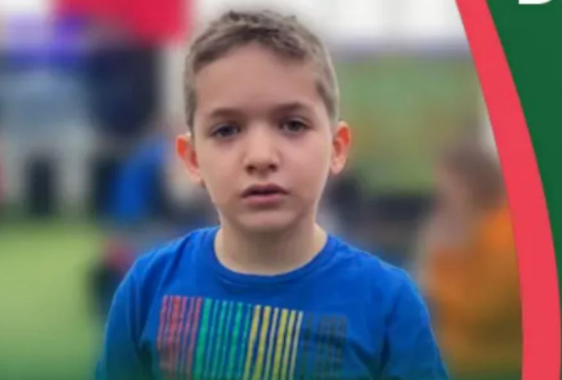 Mali Mihajlo preko noći obolio od najteže bolesti i sad vodi tešku bitku