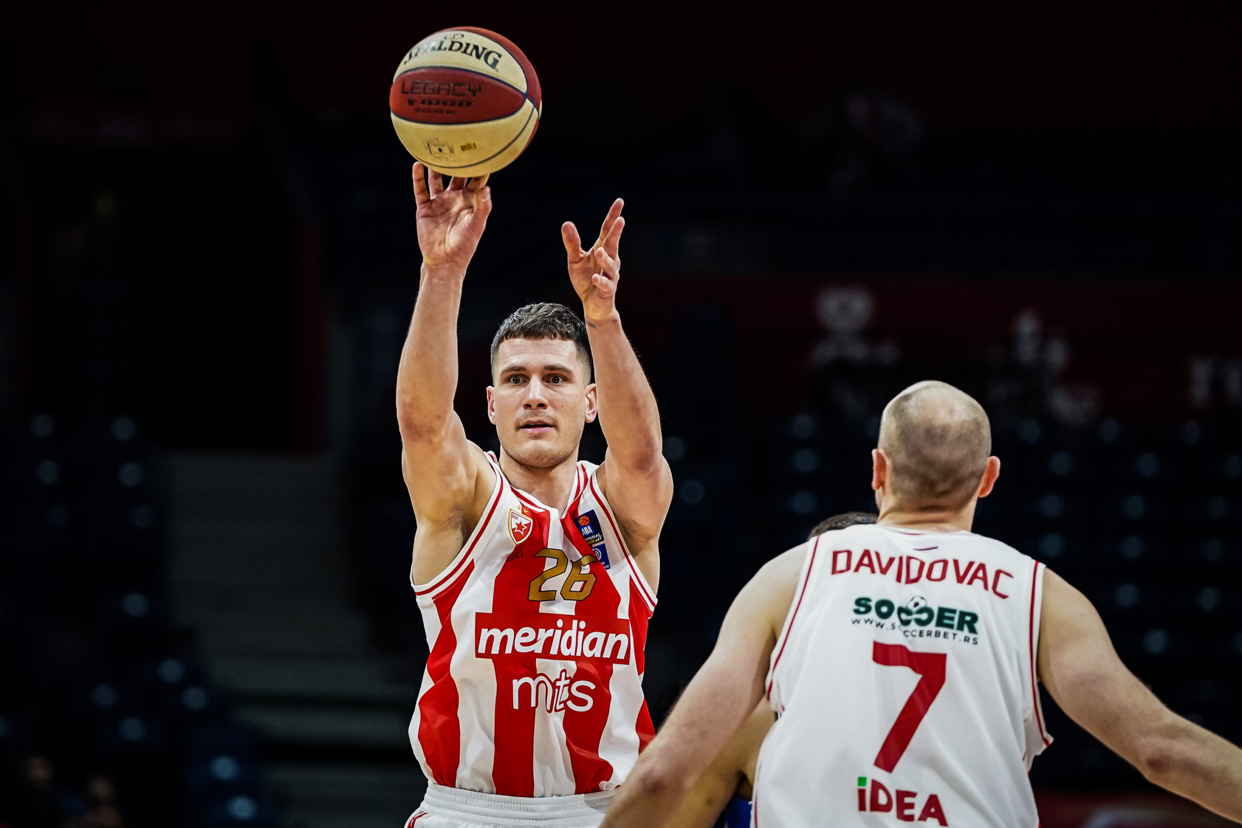 Nemanja Nedović na udaru navijača Crvene zvezde, Nemanja Radonjić stao u njegovu zaštitu