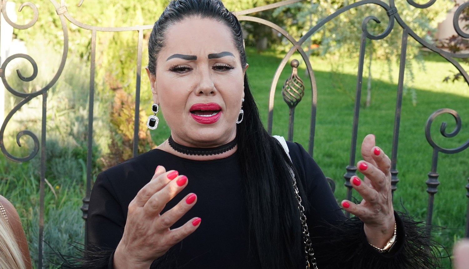 Zlata Petrović skrhana bolom zbog smrti Saše Popovića