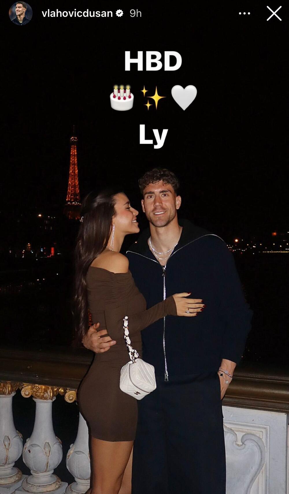 Dušan Vlahović uživa u društvu ljepše polovine za 25. rođendan