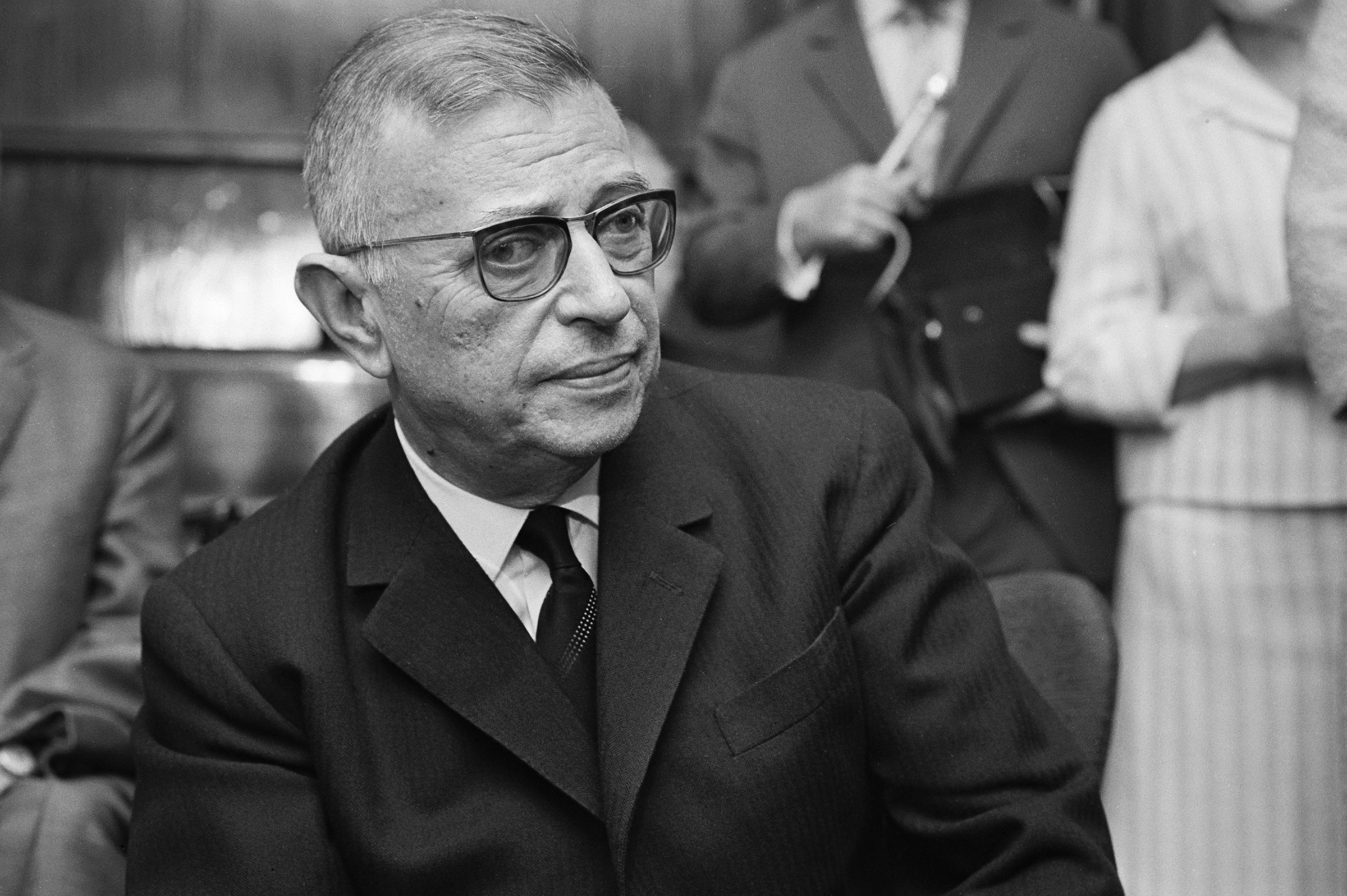 21. jun kroz istoriju: Rođen Žan-Pol Sartr