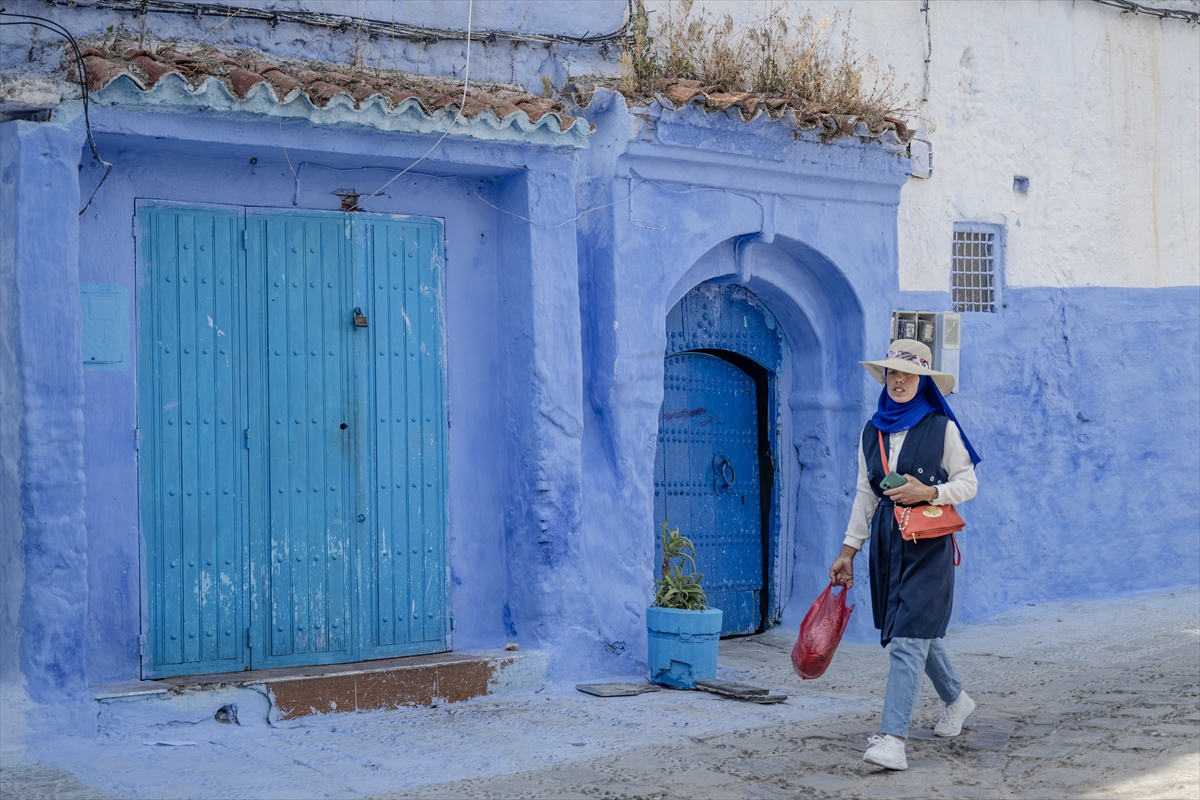 Grad Šefšauen poznat po svojoj arhitekturi i zidovima u svim nijansama ...