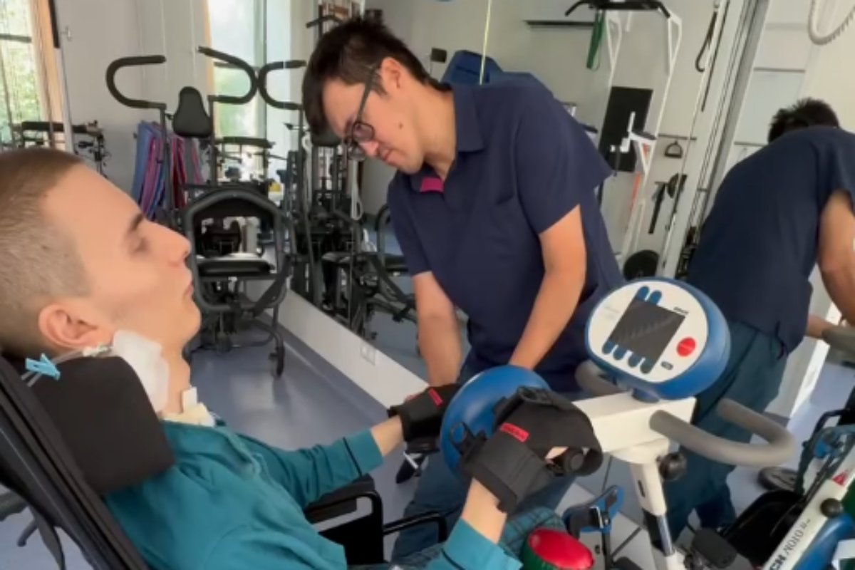 Sergej Stupar se vratio u Banjaluku, majka uvjerena da će stati na noge ...