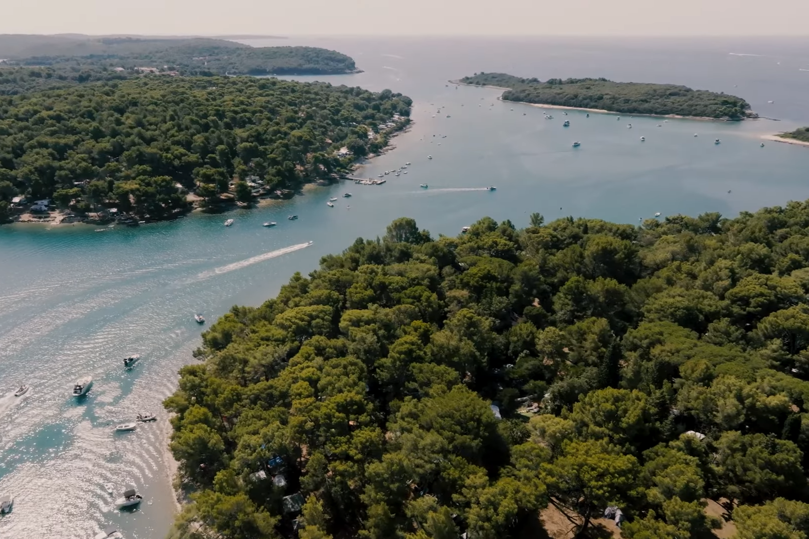 "Mala Jugoslavija" Stanovnici Pule ne vole previše govoriti o ostrvu i vješto ga kriju