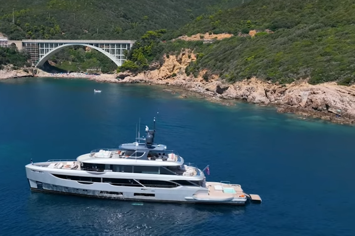 Potonula jahta kod obale Sicilije, u toku potraga za preživjelima