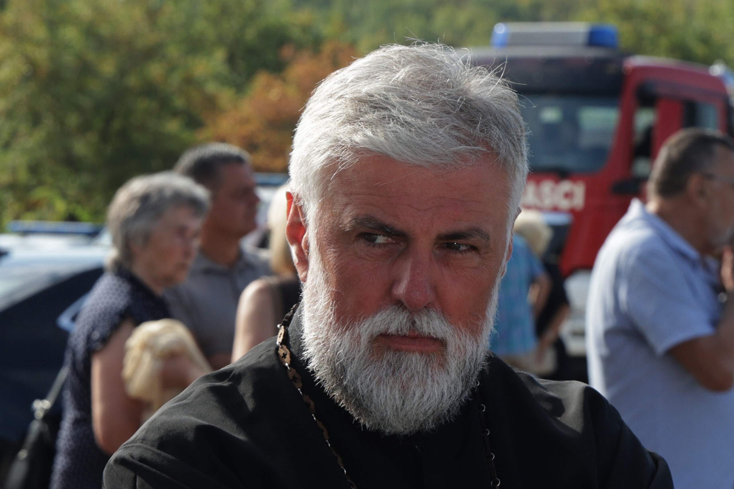 Vladika Grigorije priznao da ga linčuju u tabloidima zbog litijuma i Kosova