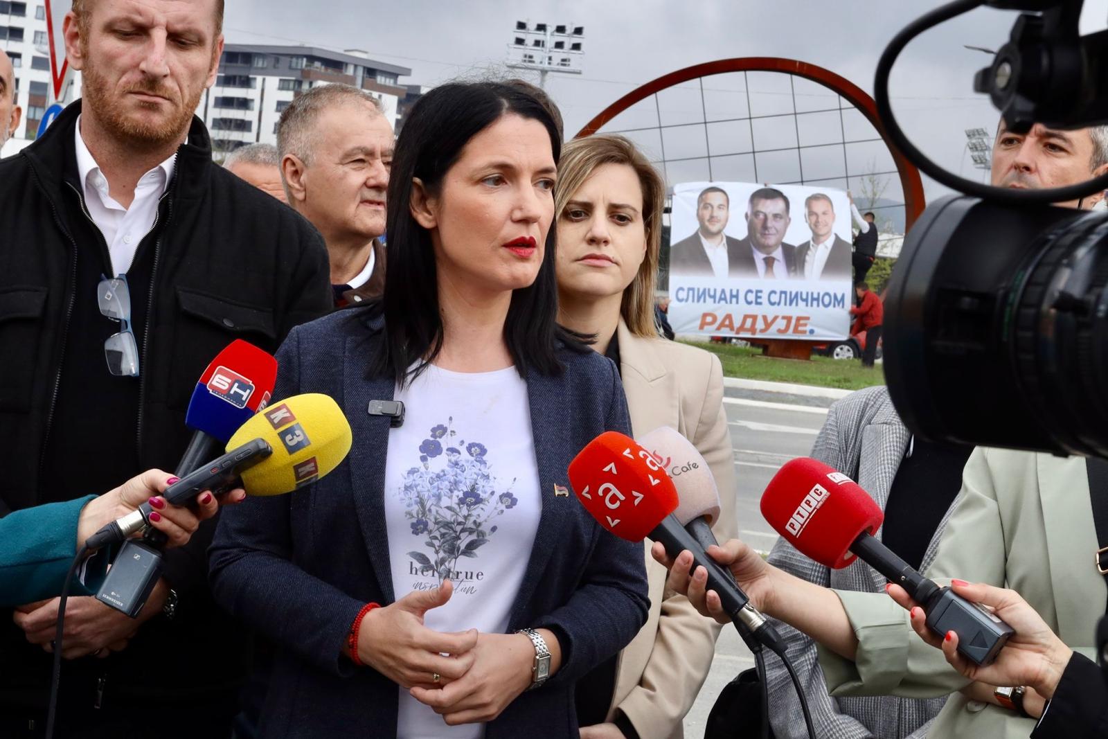 Jelena Trivić: Zašto Drinić ne tuži Dodika