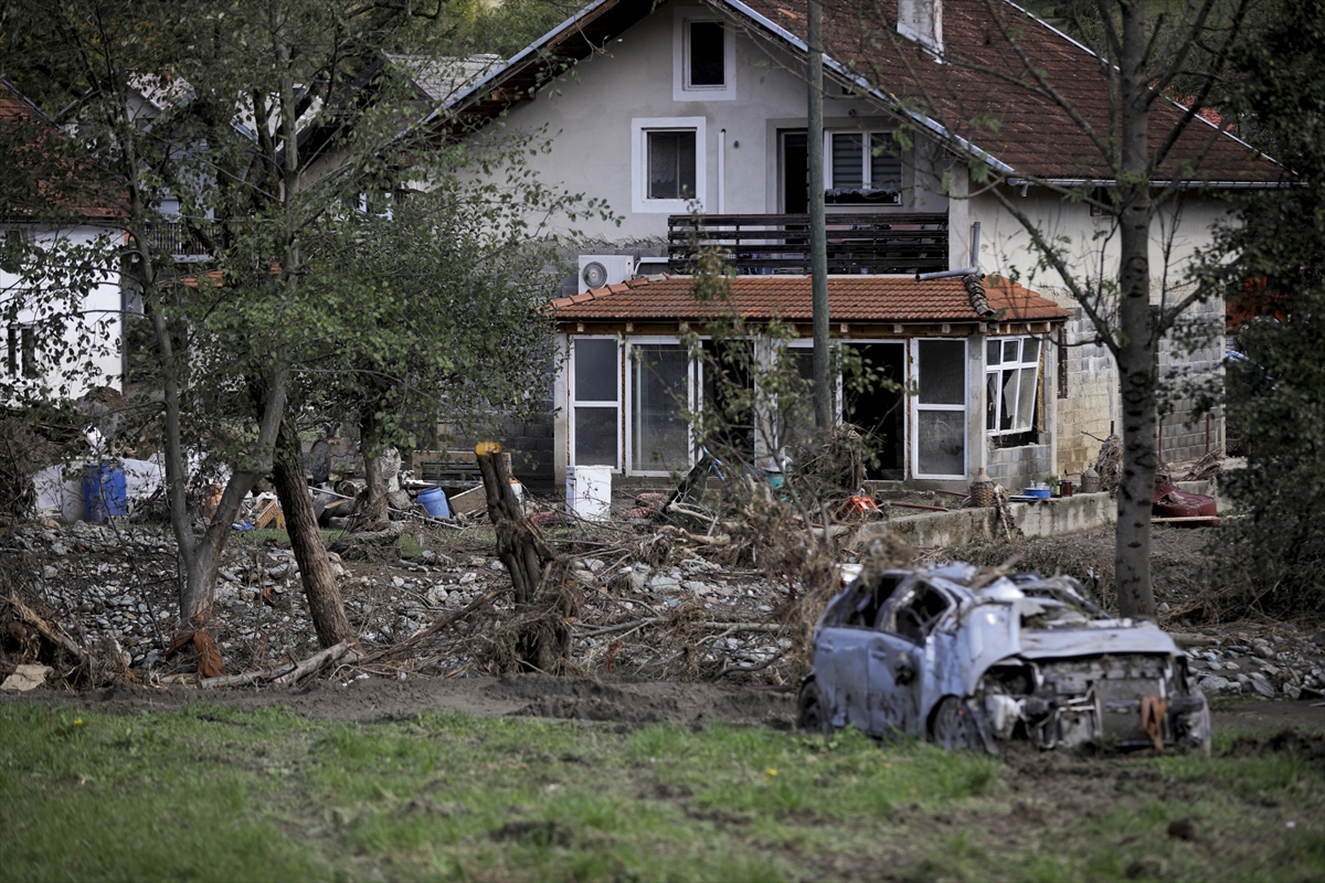 Dosad 22 osobe pronađene mrtve nakon poplava u Jablanici i Konjicu