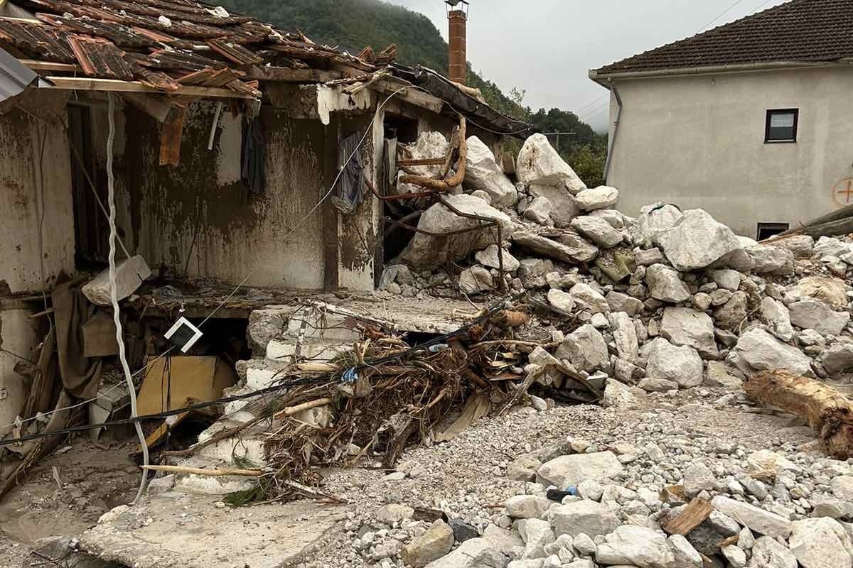 Poplave u BiH, pronađeno još jedno tijelo u Konjicu