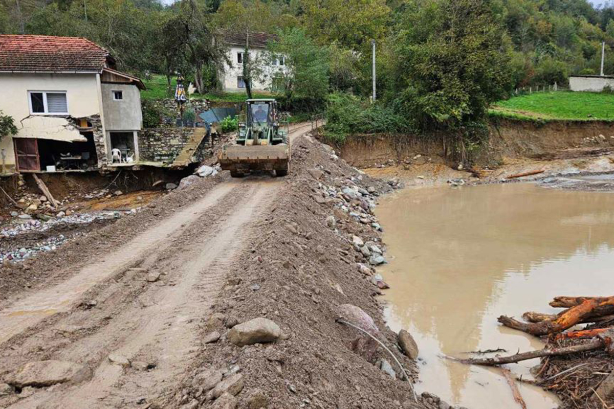 Regionalna cesta na području Konjica i dalje neprohodna