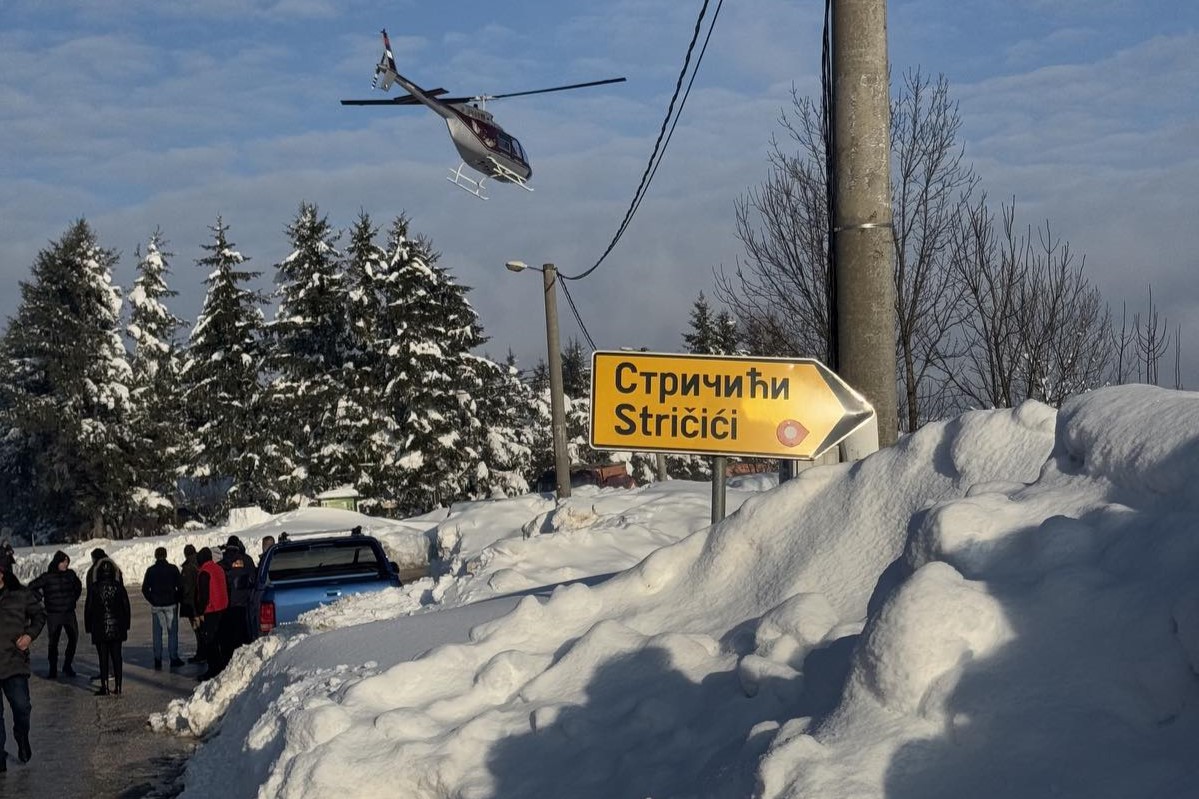 Evakuisano dijete sa Manjače, MUP Srpske i Helikopterski servis na ...