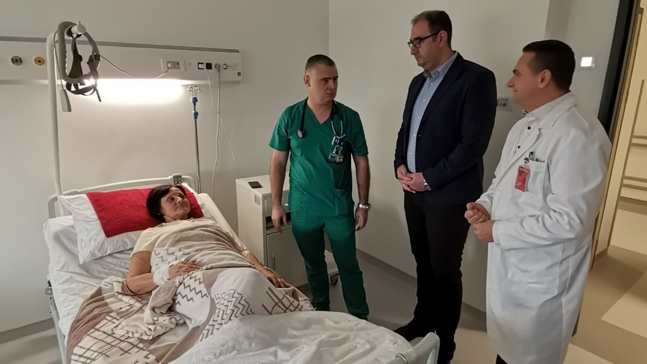 U Bolnici "Sveti apostol Luka" u Doboju izvršena prva koronogafija i ...