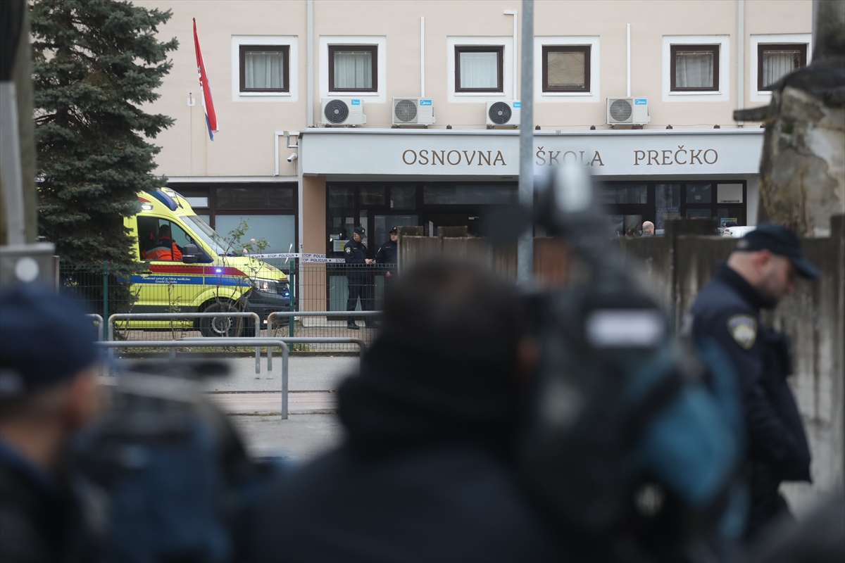 Poznato stanje učiteljice koju je mladić (19) izbo nožem u školi u Zagrebu