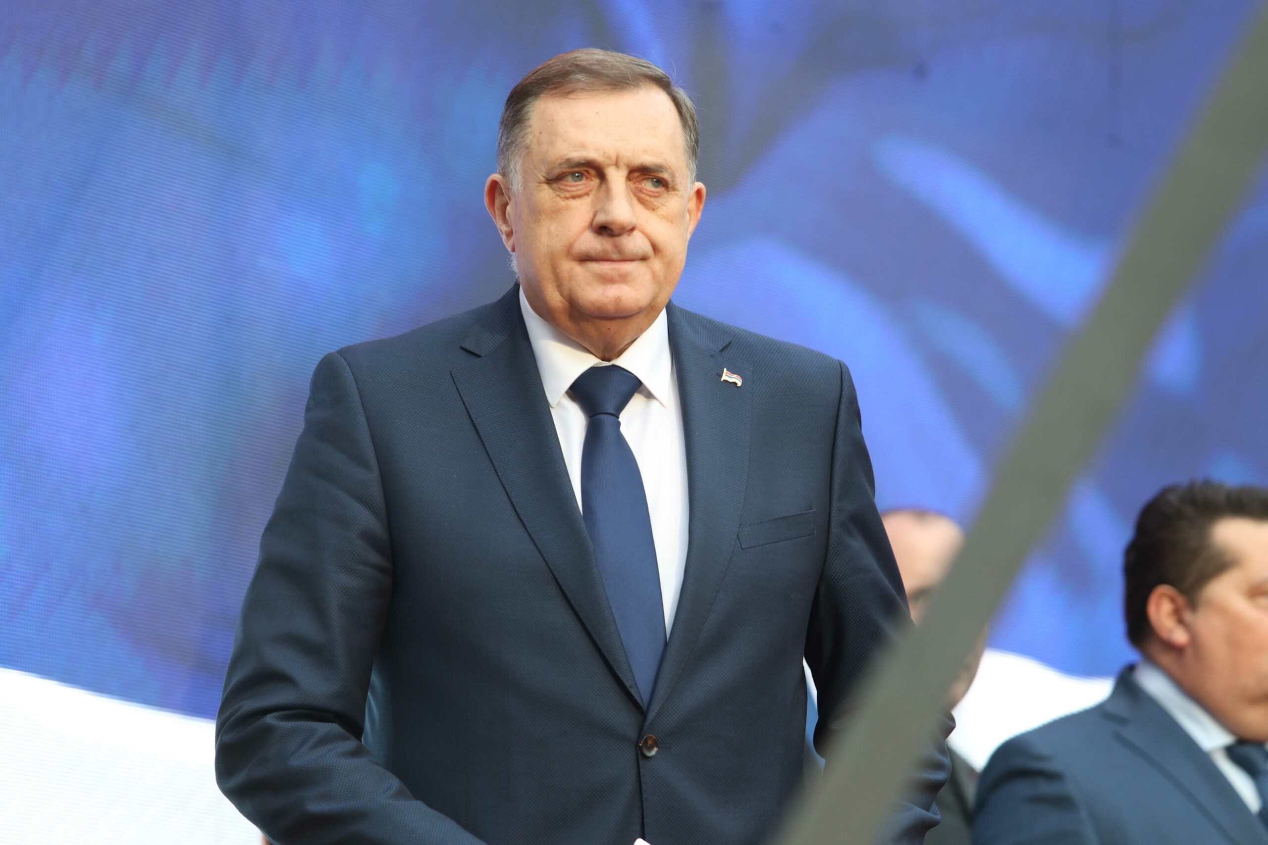 Skup podrške Miloradu Dodiku i sjednica Narodne skupštine RS