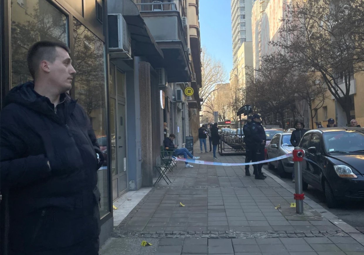 Napad u Beogradu, napadnut policajac na dužnosti