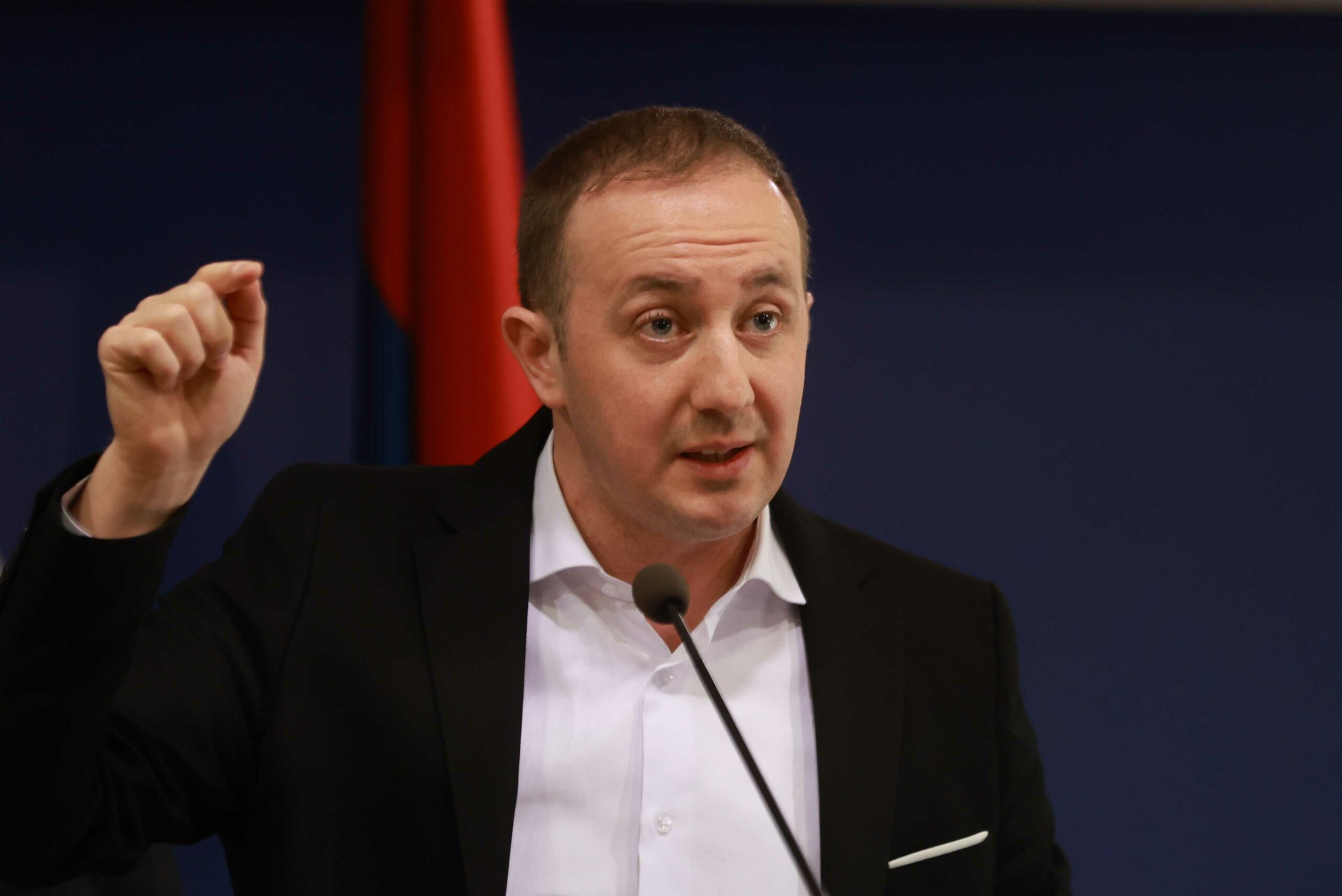 Ognjen Bodiroga poručio da da 5 poslanika SNSD pregovara sa SDS