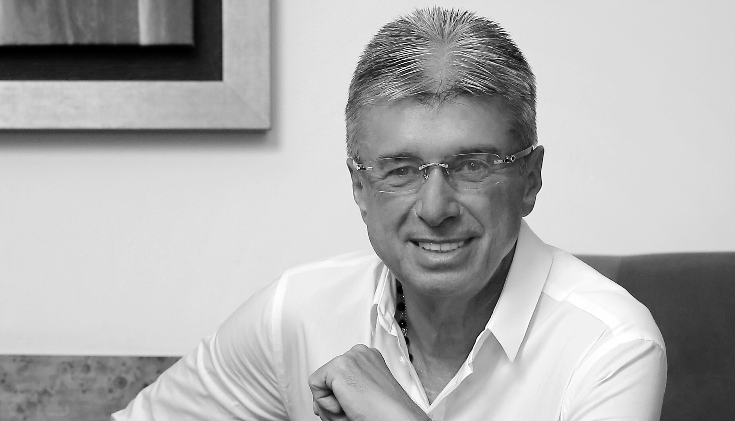 Nakon što je preminuo Saša Popović od njega se oprostio i pjevač Halid ...