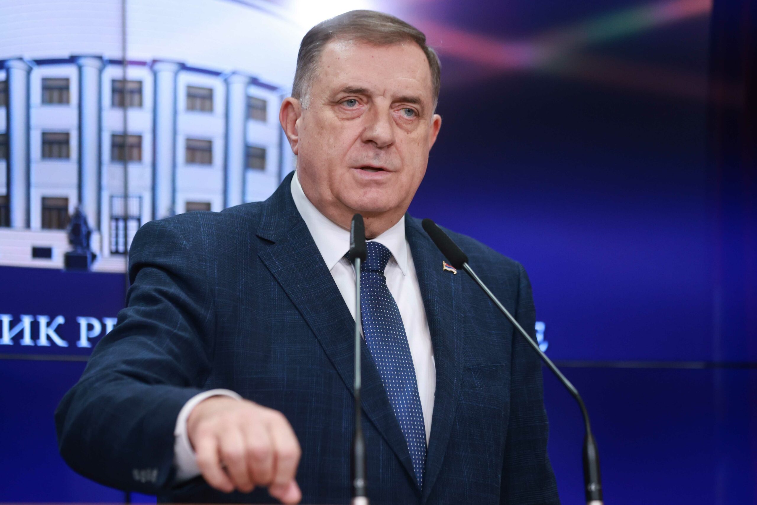Milorad Dodik podržao politiku Trampa i predložio da BiH ukine sva carinska opterećenja na robu ...