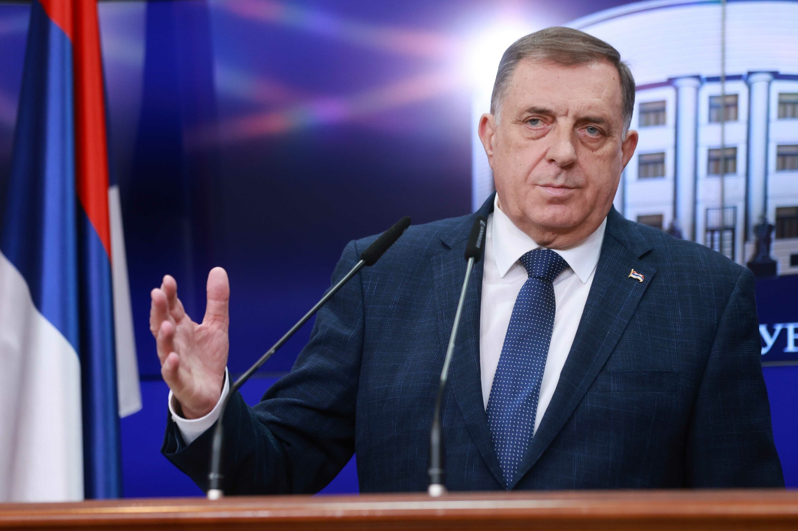 GUBITNIK DANA Milorad Dodik