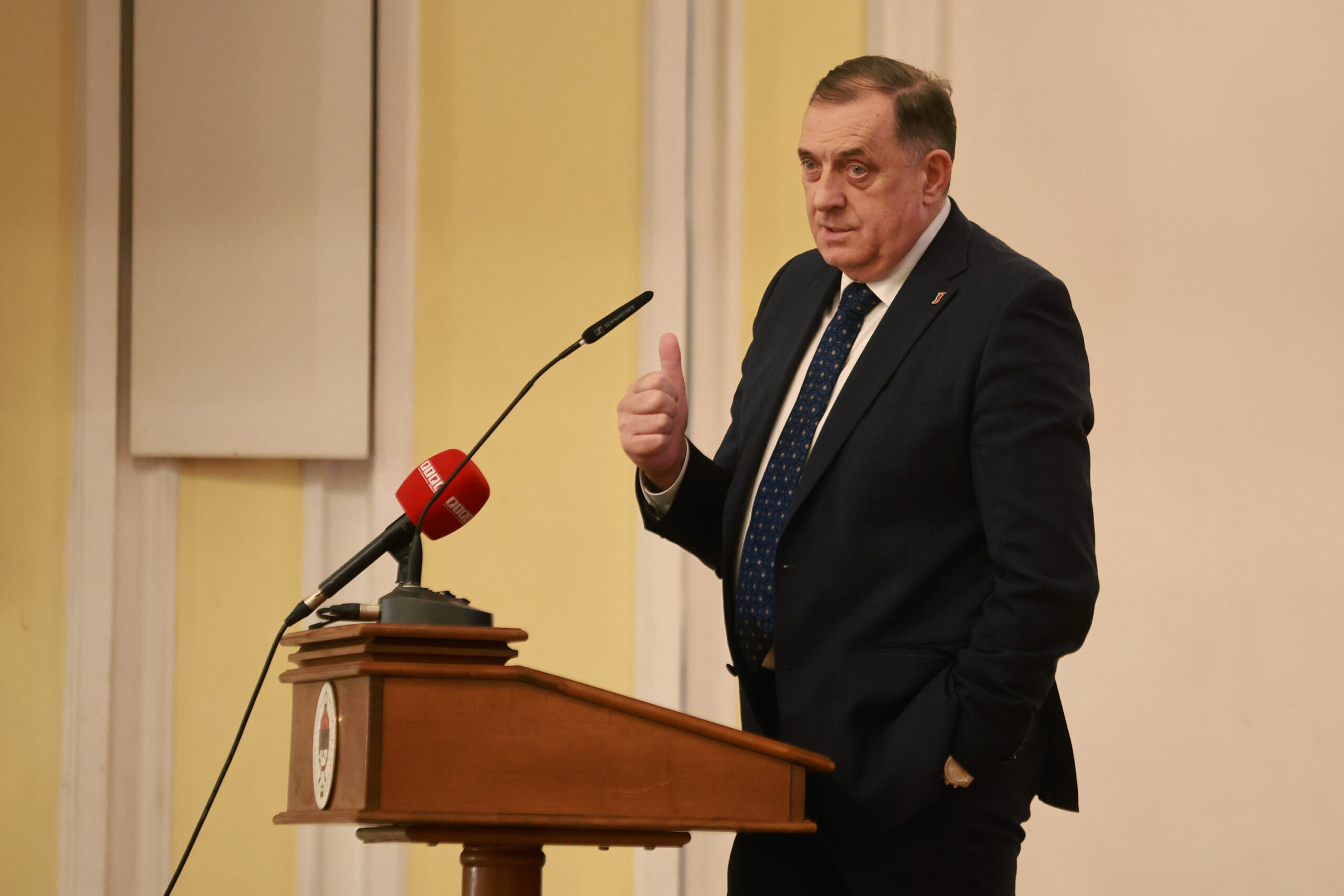 Dodik najavio ukidanje zakona o finansiranju političkih partija