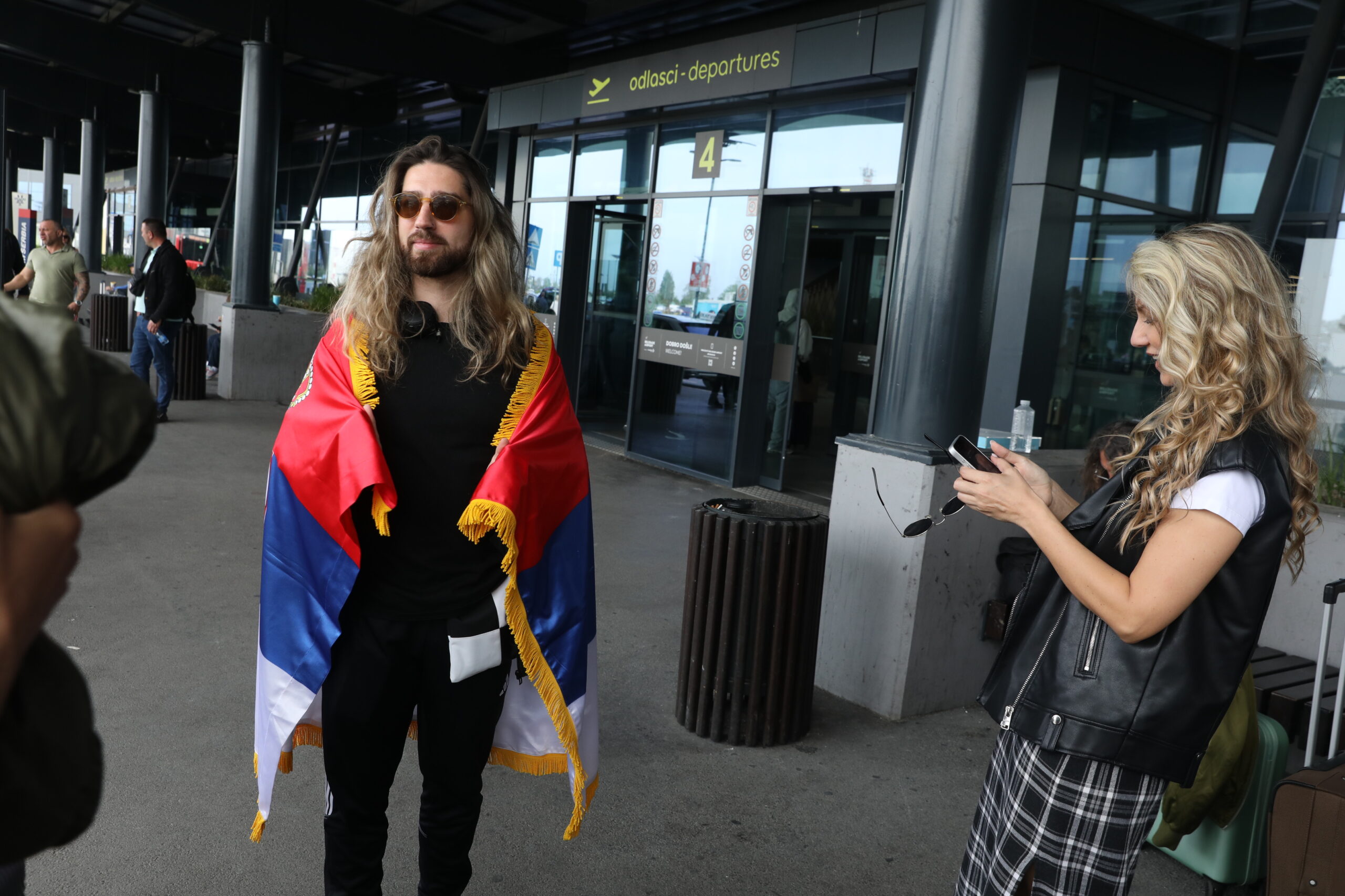 Princ od Vranje večeras predstavlja Srbiju na Evroviziji 2025, evo šta ...