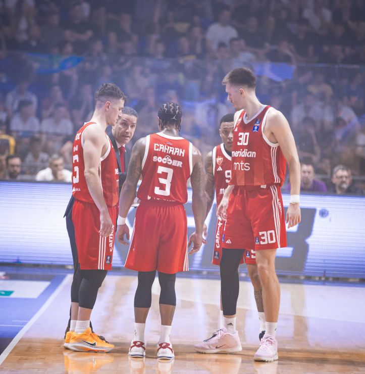 SADA JE POZNAT RAZLOG Evo zbog čega su košarkaši Crvene zvezde napustili parket u Podgorici