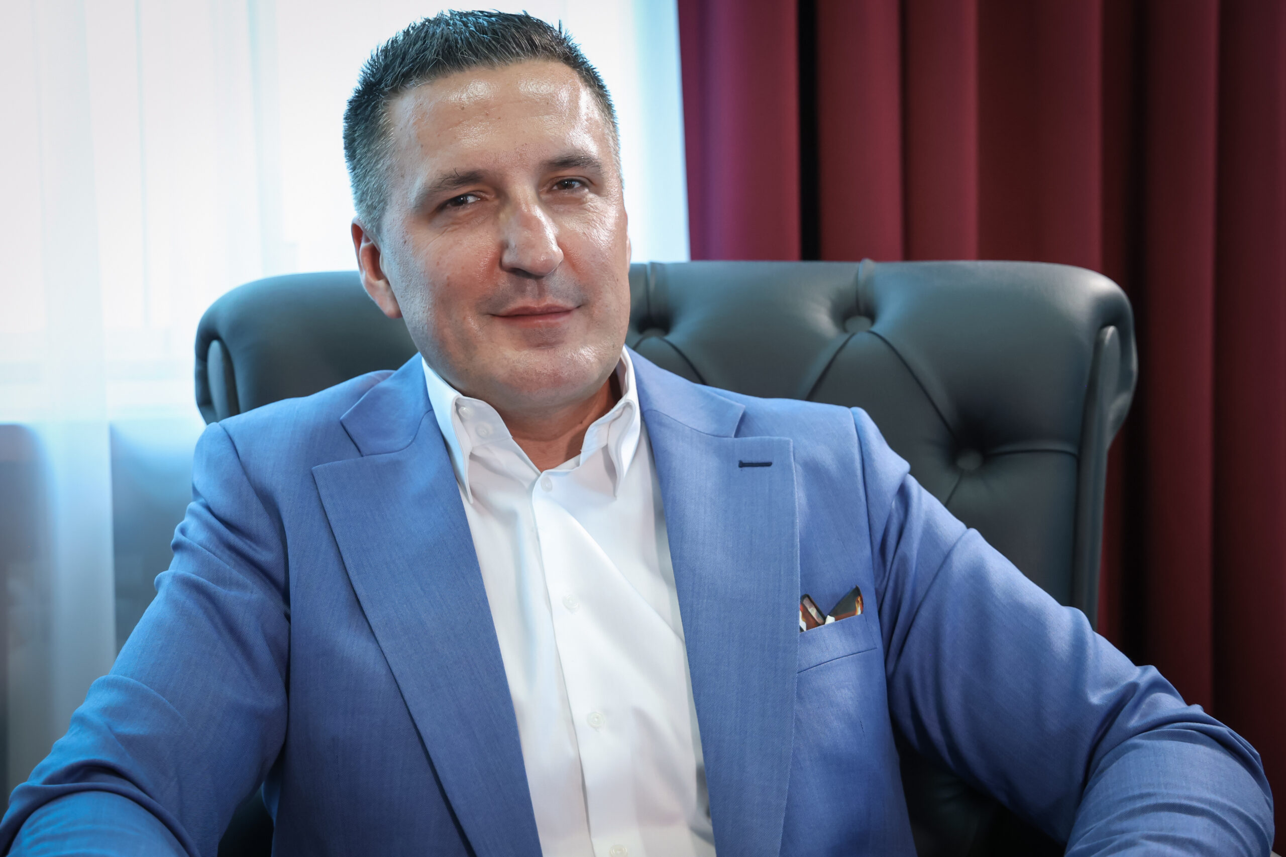 HIT DANA Nedeljko Elek
