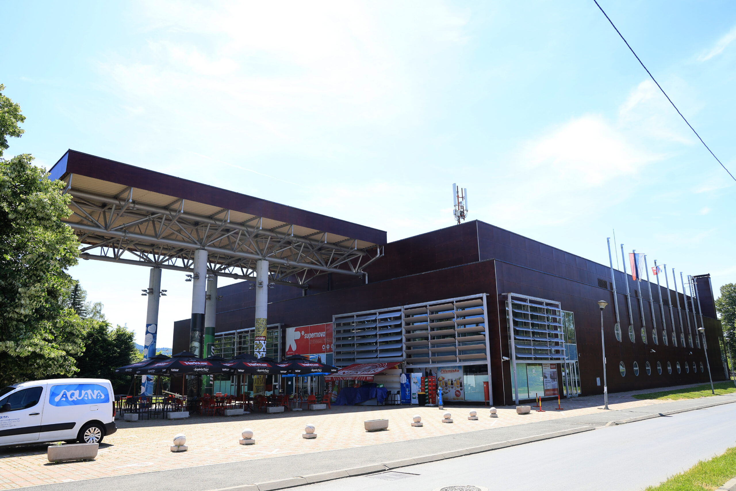 Bazen u Banjaluci zatvoren, najveći plivački klub u BiH "Olymp" pred ...