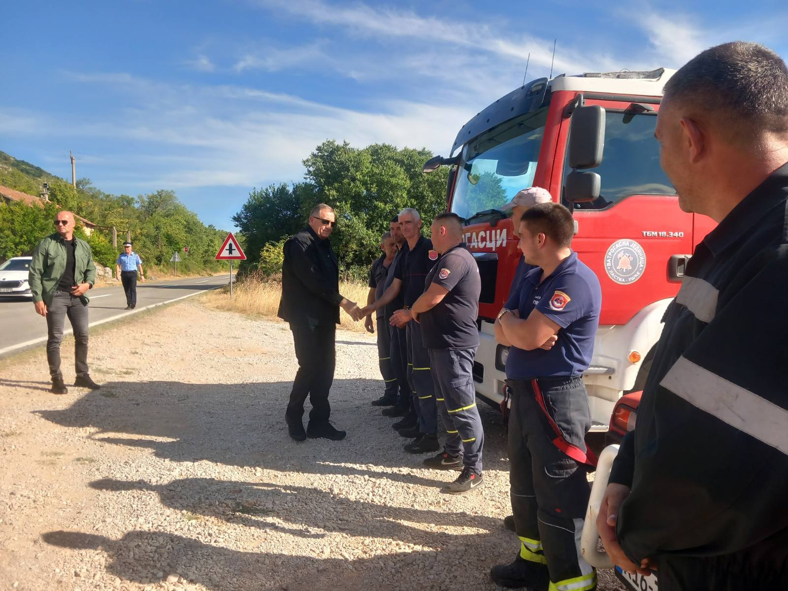 Dodik: Moramo dati podršku svima koji se bore sa požarima