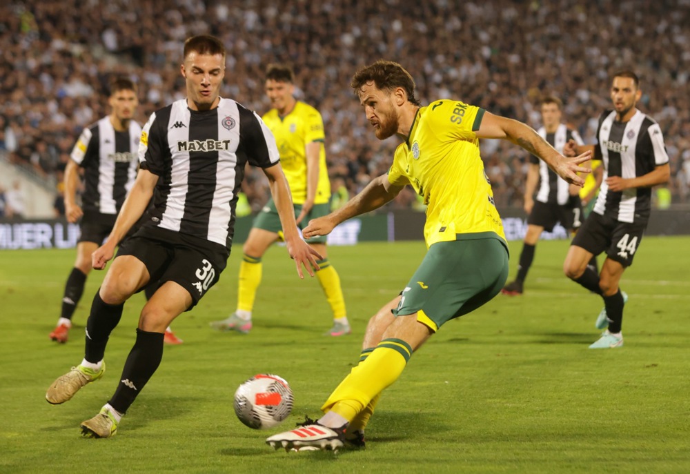 Fenomenalni Partizan vodi 2:0 u Edinburgu nakon 45 minuta
