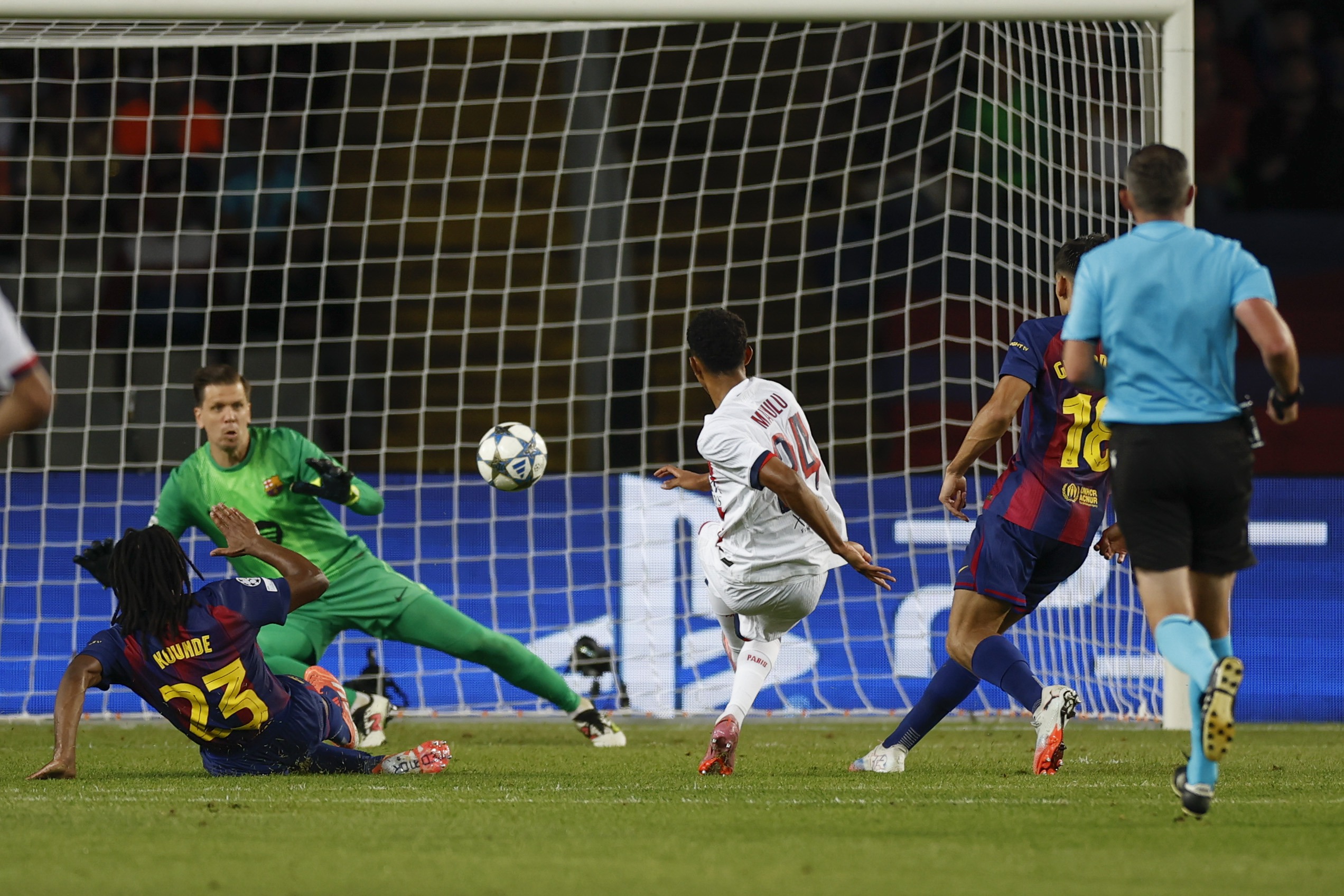 PSŽ slavio u Barseloni, Juventus i Mančester Siti častili domaćine