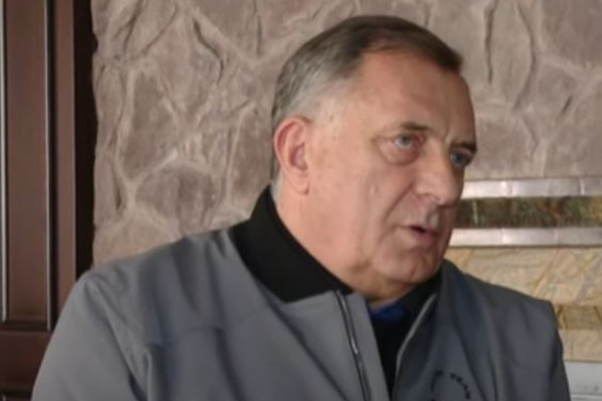Milorad Dodik poručio da ako ne može biti predsjednik stranke, može NEVLADINE ORGANIZACIJE