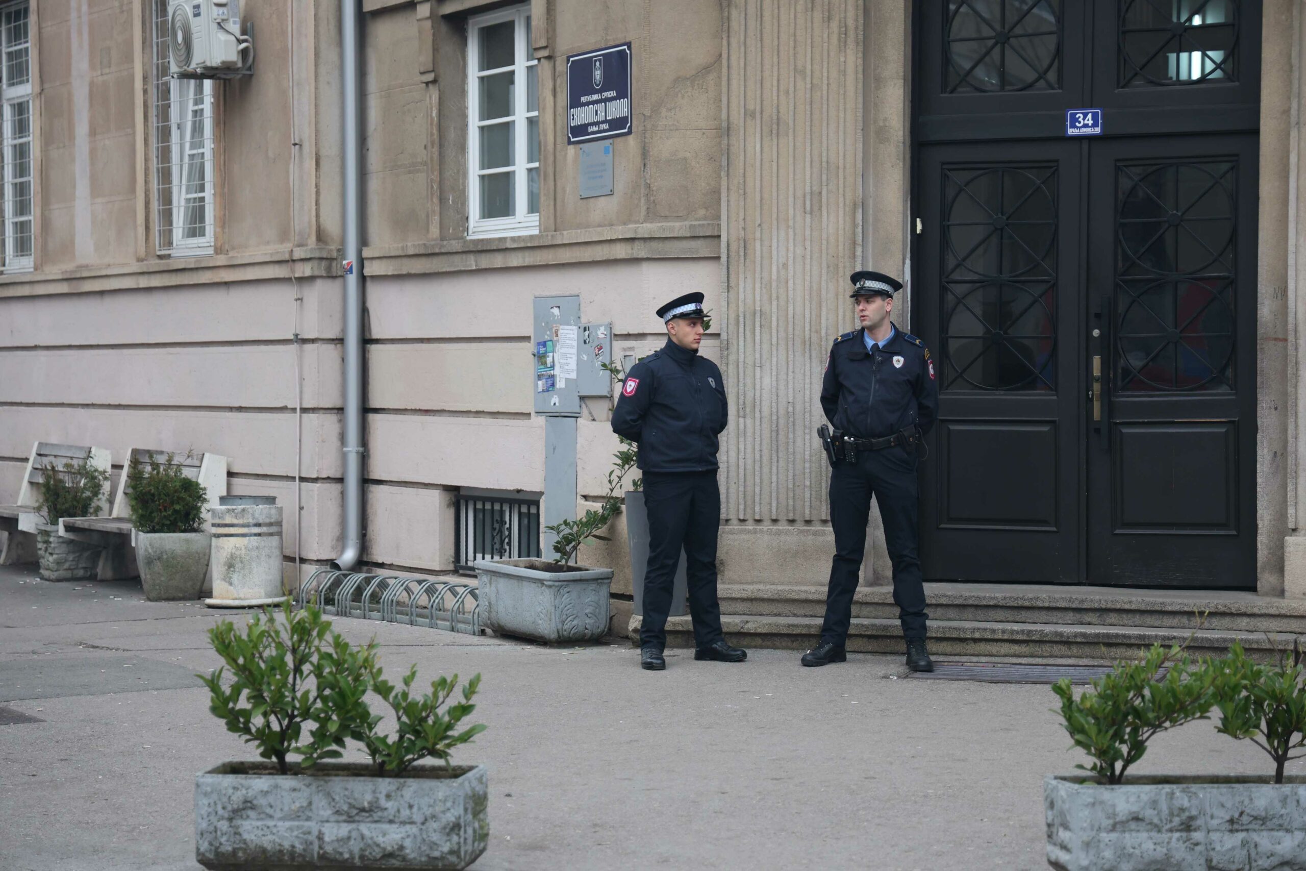 Dojava o bombi i u svim srednjim školama u Banjaluci