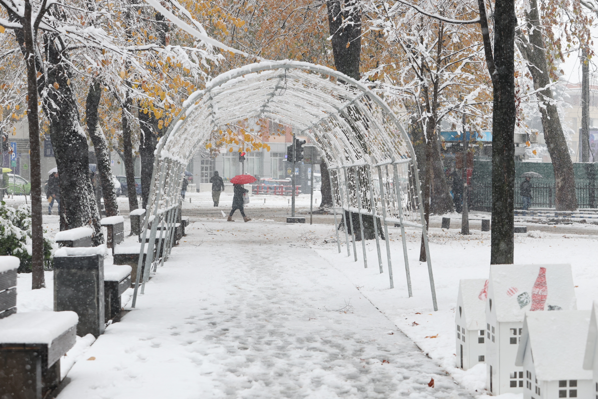Očekuje nas oblačno vrijeme, povremeni snijeg i jak vjetar